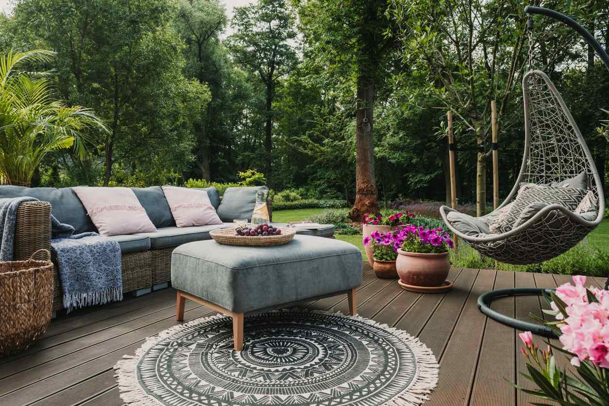 10 Tips for Making the Ideal Patio Garden National Storage